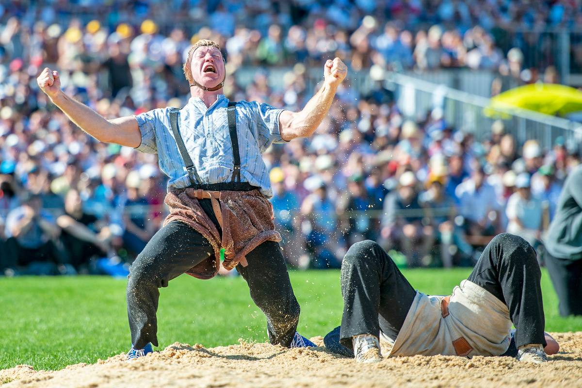 Galerie von Martin Roth: Unvergessliche Momente im Sägemehl
